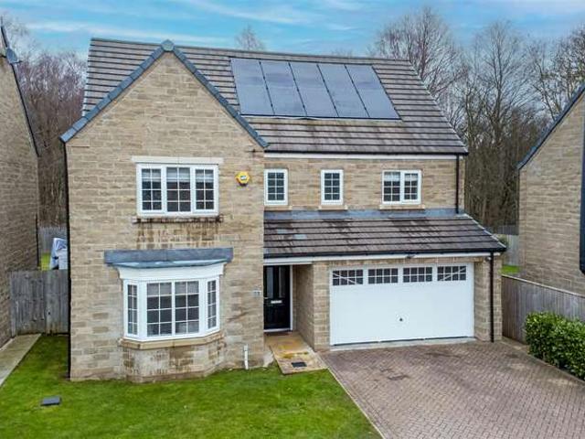 6 Bedroom Detached House