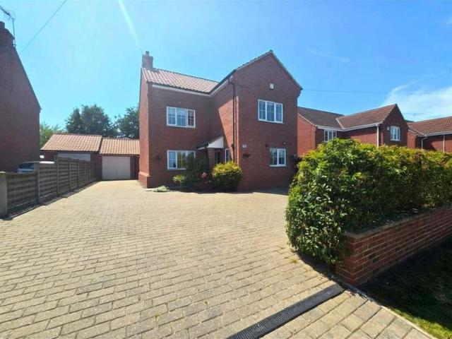 6 Bedroom Detached House