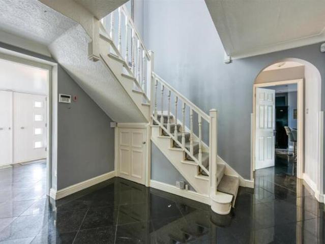 6 bedroom detached house for rent in 7 Rookwood Drive, Wightwick, WV6