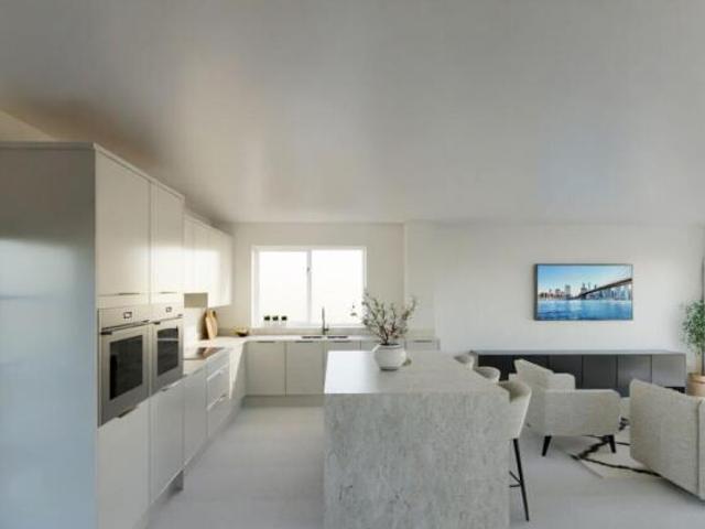 6 bedroom detached house for rent in Chalton Drive, Hampstead Garden Suburb, N2