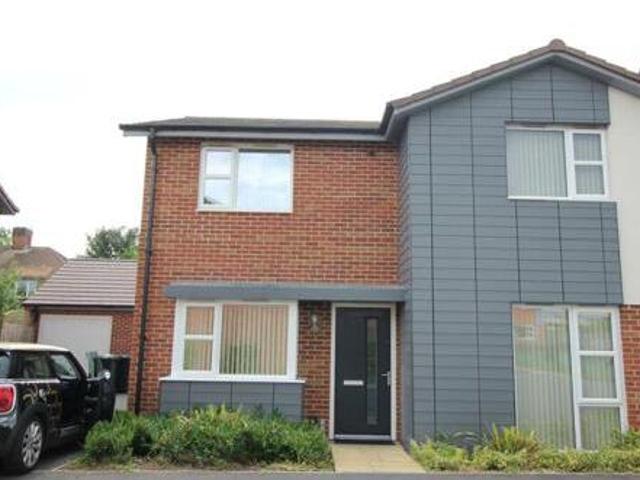 6 Bedroom Detached House For Rent In Beeston