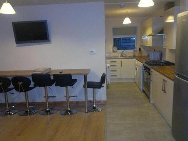 6 Bedroom Detached House For Rent In Dunkirk, Nottingham