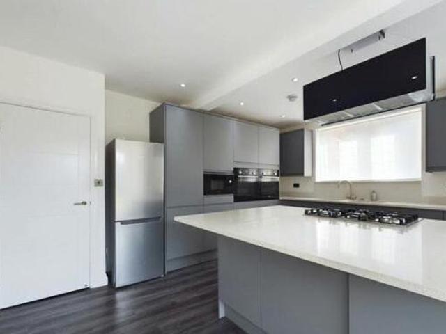 6 Bedroom Detached House For Rent In Edgeware