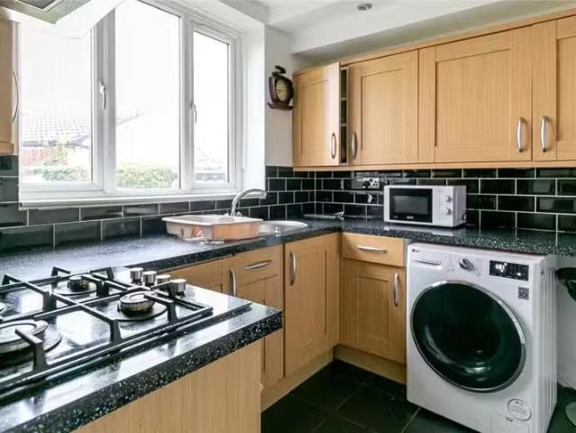6 bedroom detached house for rent in Elm Park, Filton, Bristol.