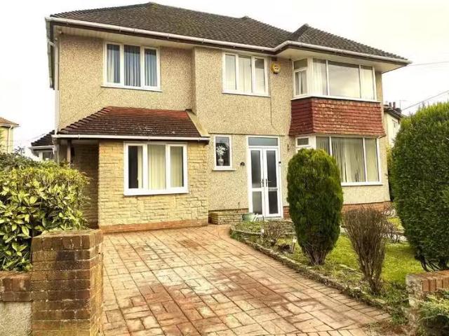 6 bedroom detached house for rent in Elm Park, Filton, Bristol.