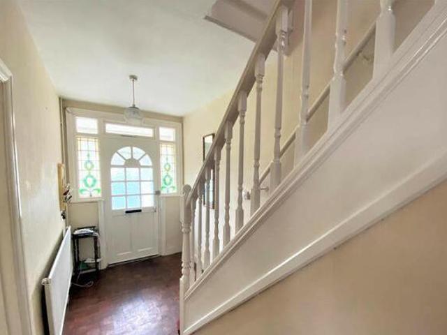 6 Bedroom Detached House For Rent In Hayes, Greater London