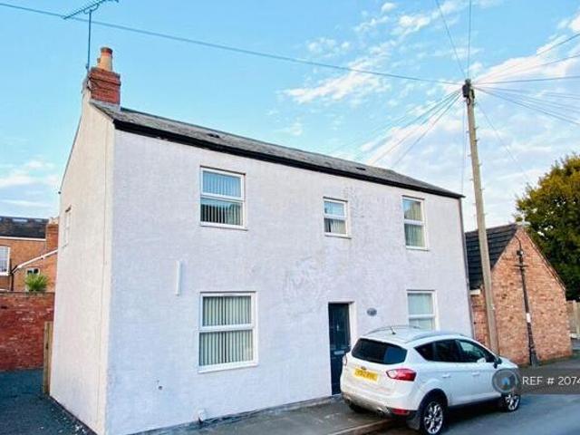 6 Bedroom Detached House For Rent In Leamington Spa