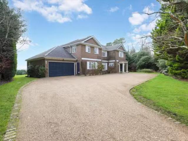 6 bedroom detached house for rent in Rodona Road, St George's.