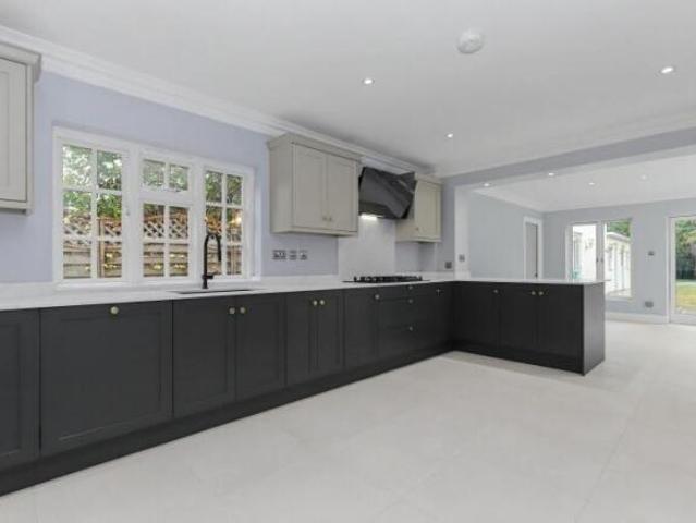 6 bedroom detached house for rent in Woodstock Road, Oxford, OX2