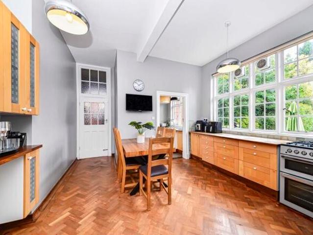 6 bedroom detached house for rent in Wellington Road, Edgbaston, B15
