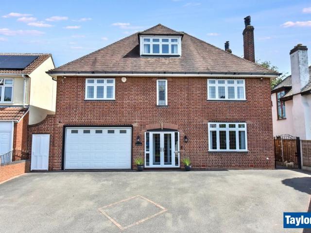 6 bedroom detached house for sale