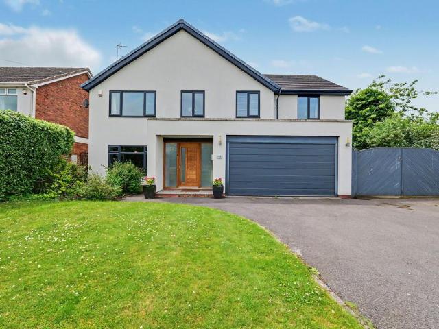 6 bedroom detached house for sale