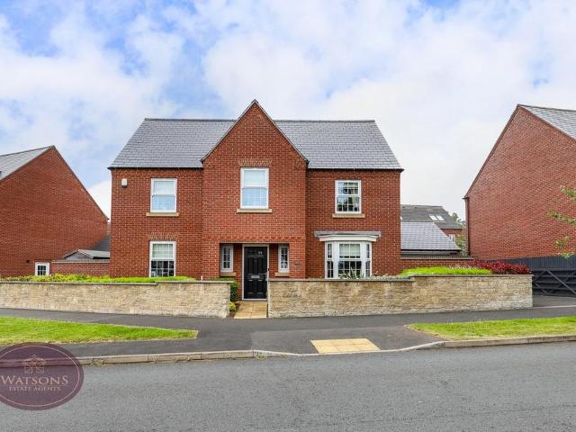6 bedroom detached house for sale