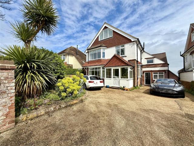 6 bedroom detached house for sale
