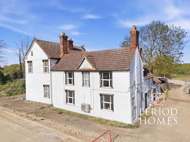 6 bedroom detached house for sale
