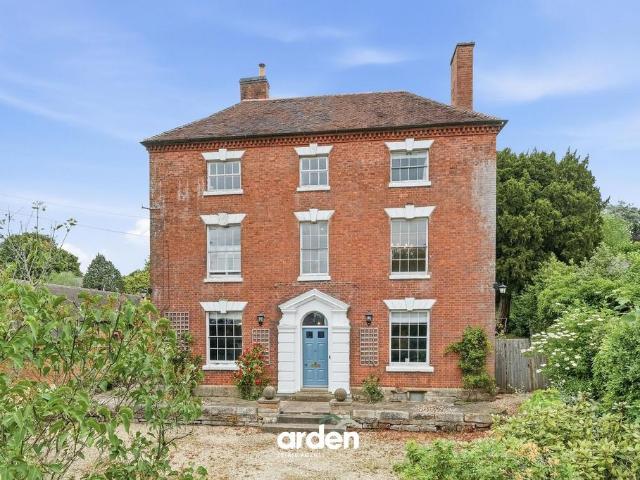 6 bedroom detached house for sale
