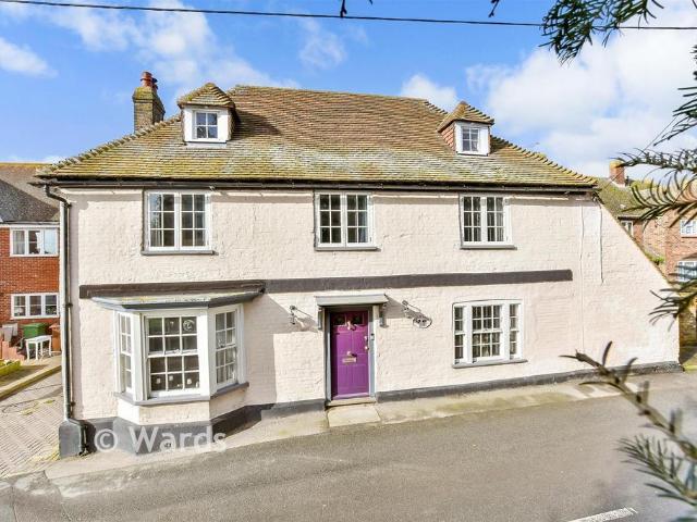 6 bedroom detached house for sale