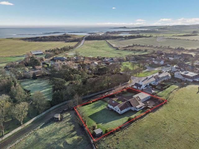 6 bedroom detached house for sale
