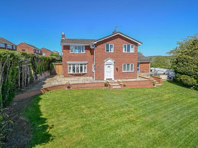 6 bedroom detached house for sale