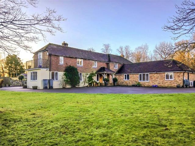 6 bedroom detached house for sale