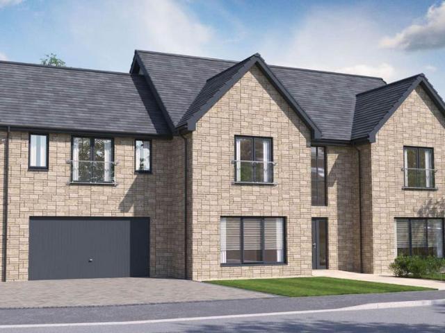 6 bedroom detached house for sale
