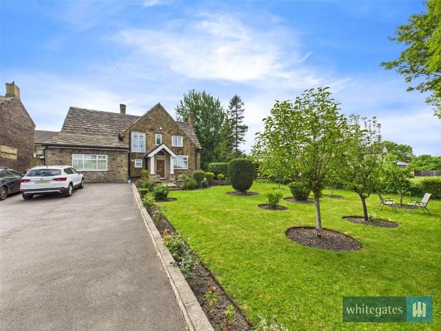 6 bedroom detached house for sale
