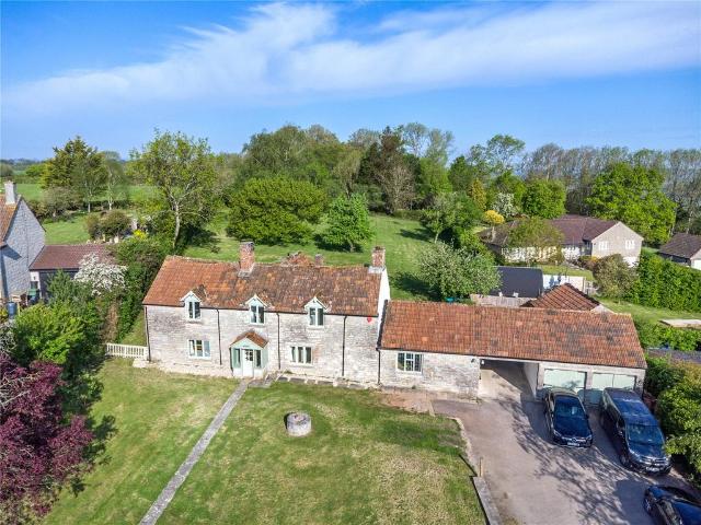 6 bedroom detached house for sale