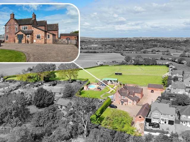 6 bedroom detached house for sale