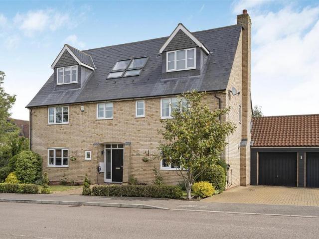 6 bedroom detached house for sale