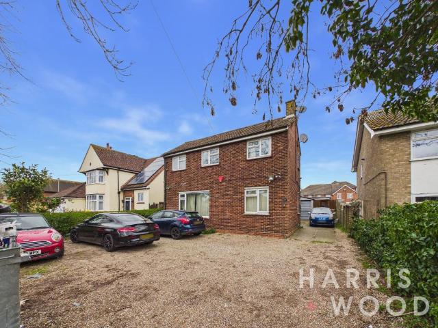6 bedroom detached house for sale