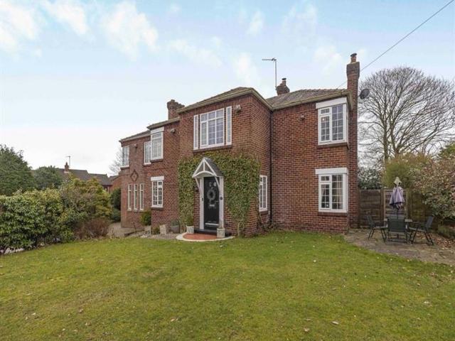 6 bedroom detached house for sale