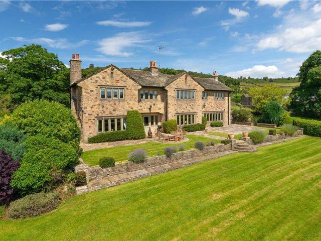 6 bedroom detached house for sale