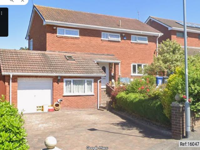 6 bedroom detached house for sale