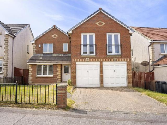 6 bedroom detached house for sale