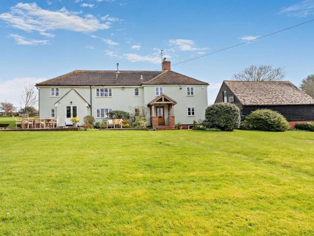 6 bedroom detached house for sale