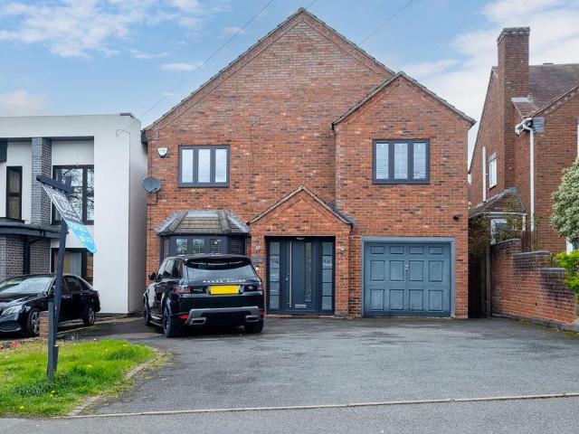6 bedroom detached house for sale