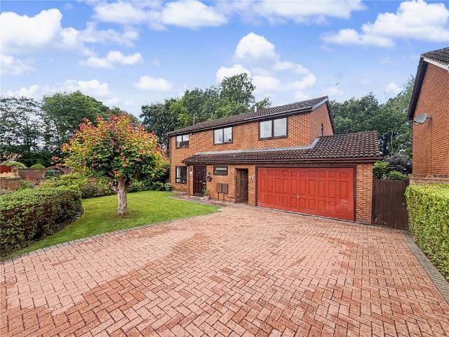 6 bedroom detached house for sale