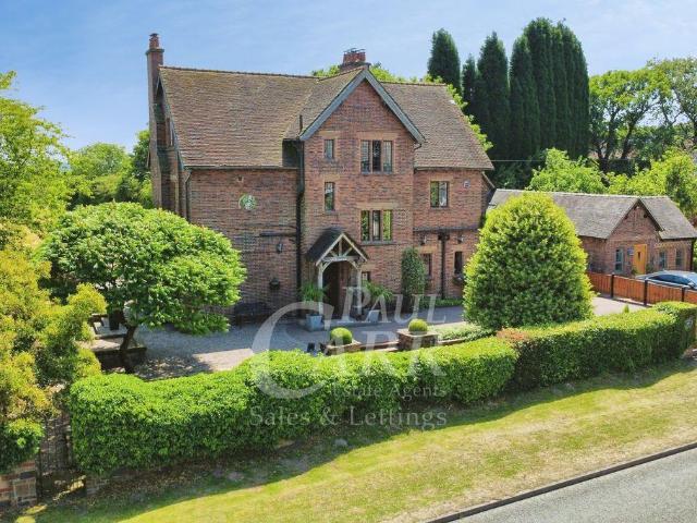 6 bedroom detached house for sale