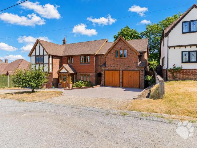 6 bedroom detached house for sale