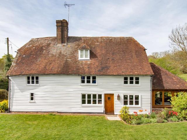 6 bedroom detached house for sale