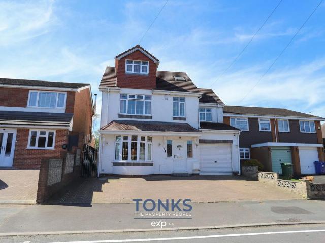 6 bedroom detached house for sale