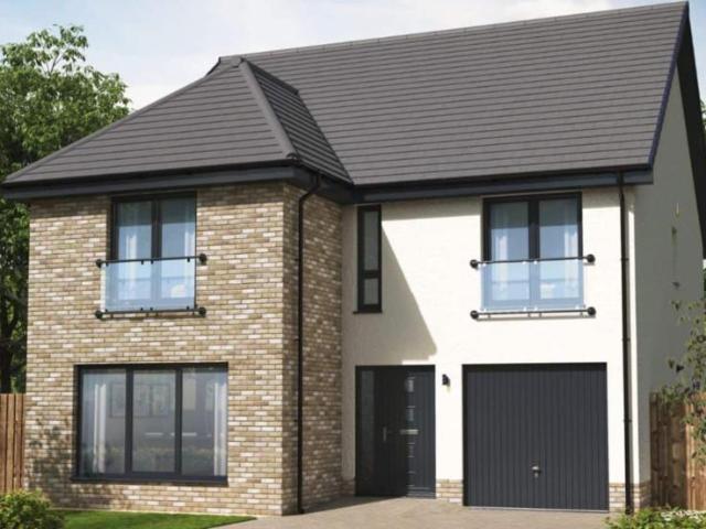 6 bedroom detached house for sale