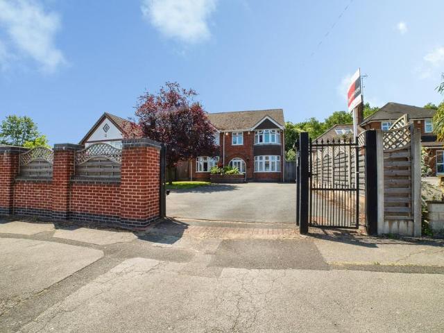 6 bedroom detached house for sale