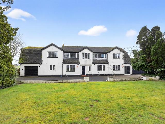 6 bedroom detached house for sale