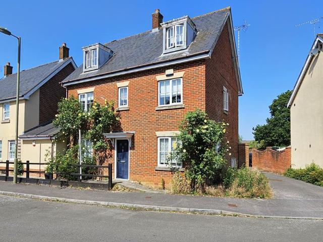 6 bedroom detached house for sale