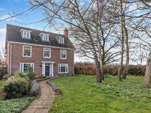 6 bedroom detached house for sale