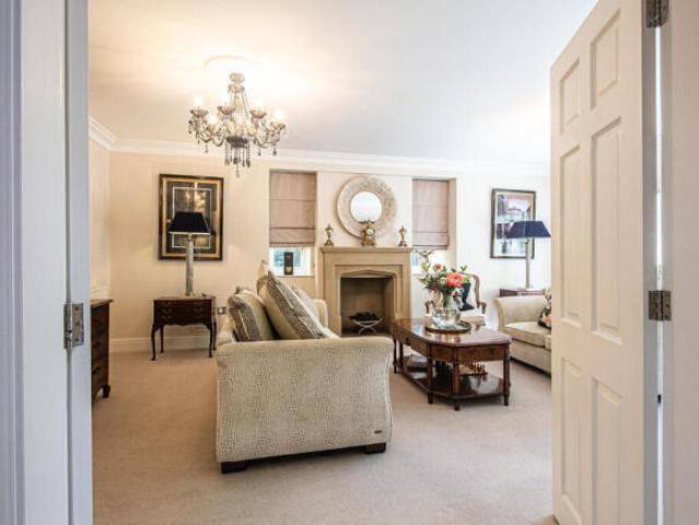 6 bedroom detached house for sale in 12 Whirlow Grange Drive, Sheffield, S11