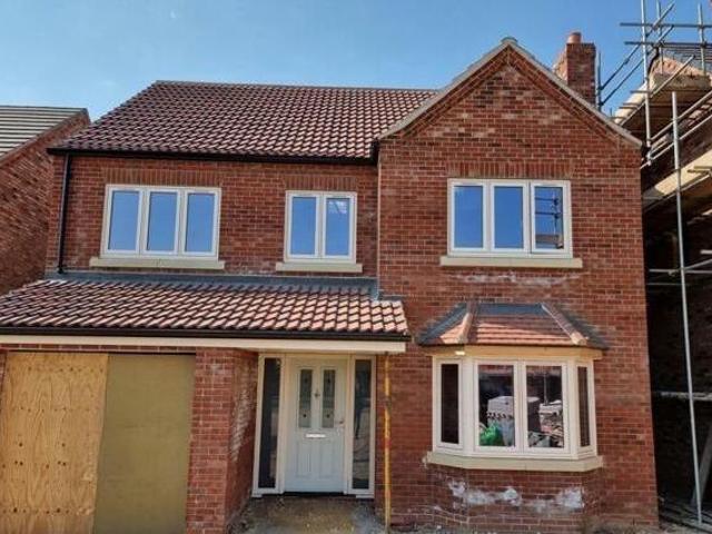 6 Bedroom Detached House For Sale In 22 Clyburn Close, Off Station Road