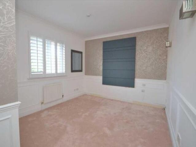 6 bedroom detached house for sale in Cortmalaw Gardens, Robroyston, Glasgow, G33