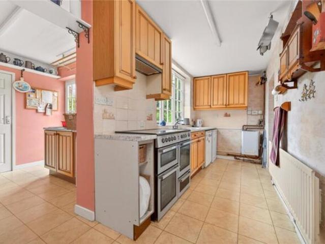 6 bedroom detached house for sale in Chapel Street, Syston, LE7